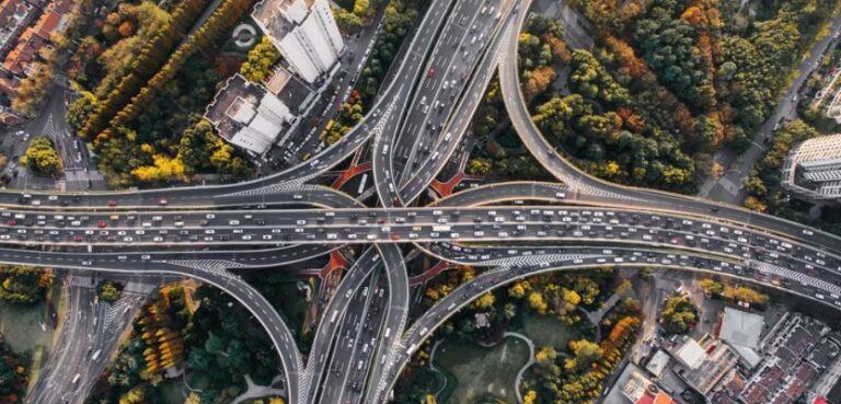 GIS Mapping in Urban Planning and Infrastructure Development - TAKHTEET ...